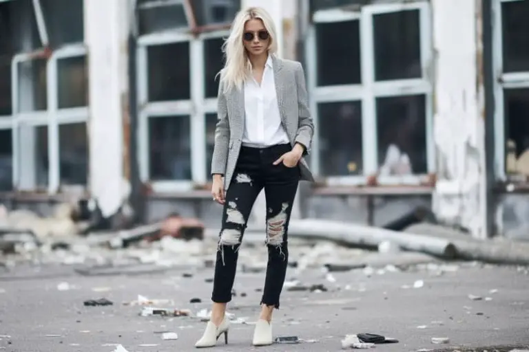 What To Wear With Black Ripped Jeans Women? 21 Outfit Ideas